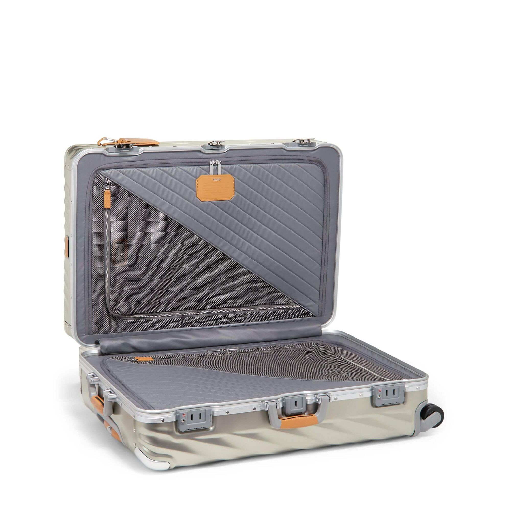 19 Degree Extended Trip Luggage | TUMI